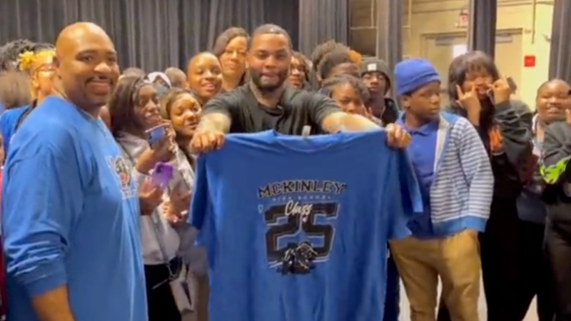 Kevin Gates Surprises Students At His Old Baton Rouge High School: 'I ...